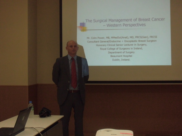 アイルランドより乳腺外科医のColm Power先生が来院しました。 | 乳腺科 | 中頭病院